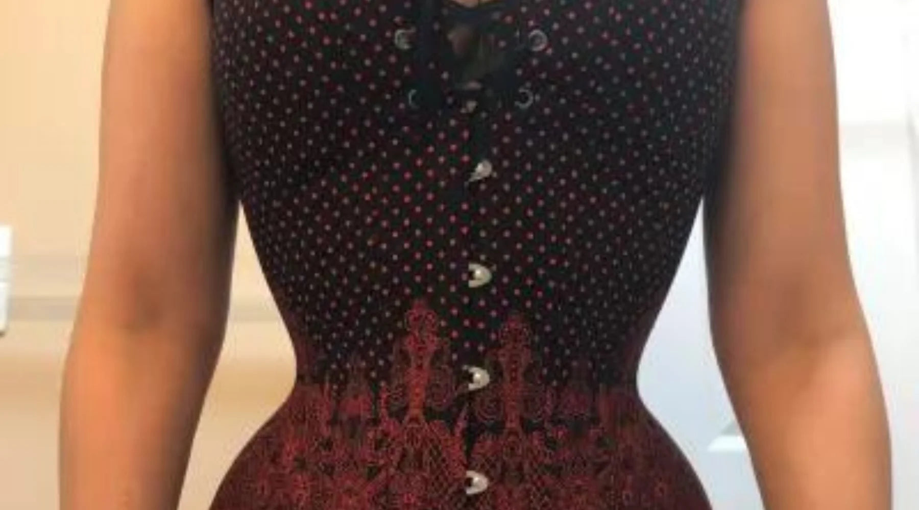 CORSETS FOR BUST SUPPORT: A NECESSARY RETURN? – Corset Lifestyle